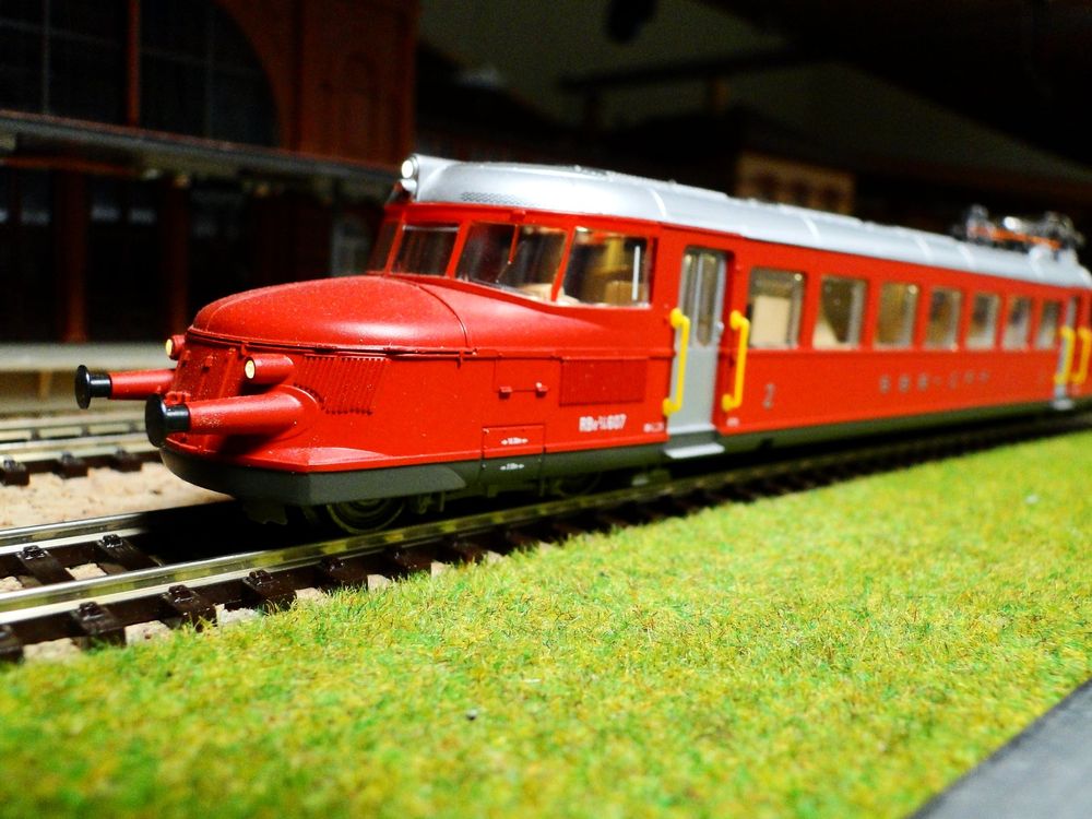 TRIX E-Triebwagen 22868 RBe 2/4 «Roter Pfeil» HO/DC/Digital (Gebraucht ...