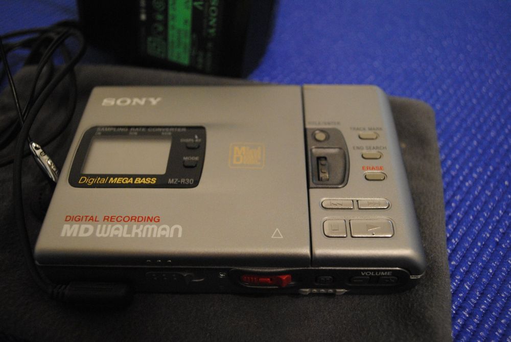 MiniDisc Walkman von Sony (Gebraucht) in Turgi für CHF 51 – mit ...