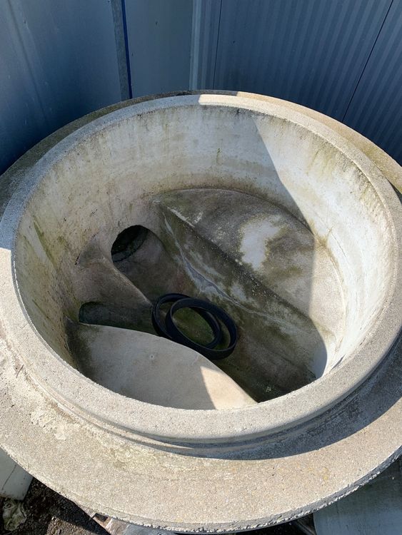 Schacht mit Durchlaufrinne d= 80cm | Acheter sur Ricardo