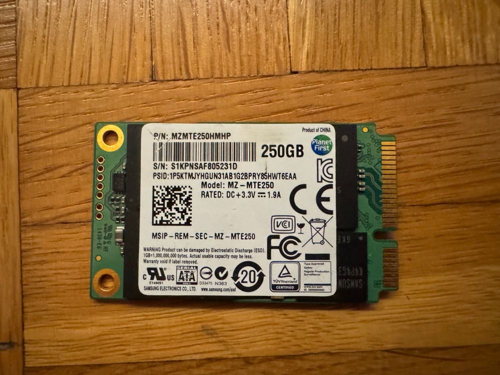 Alte PC Teile (MSI; Intel Corsair, Razer) (Gebraucht) in Dübendorf für ...