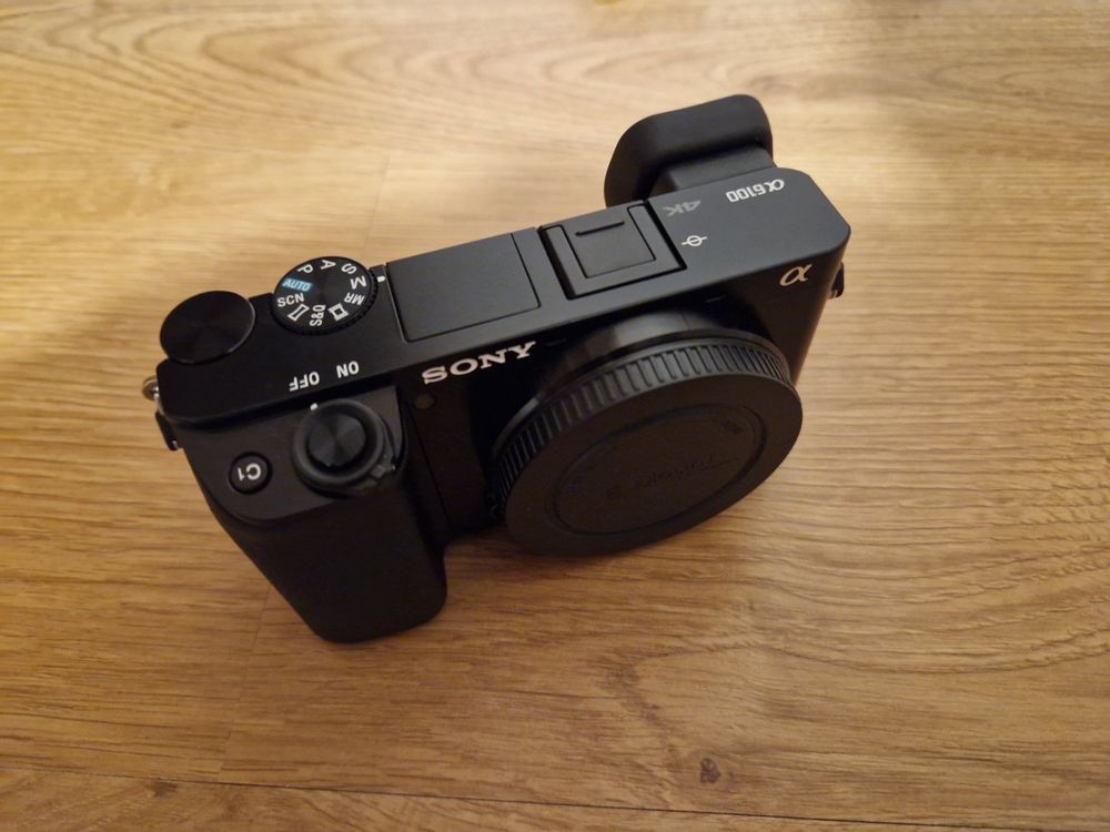 Sony Alpha 6100 mit Garantie und Zubehör (Gebraucht) in Sargans für CHF ...
