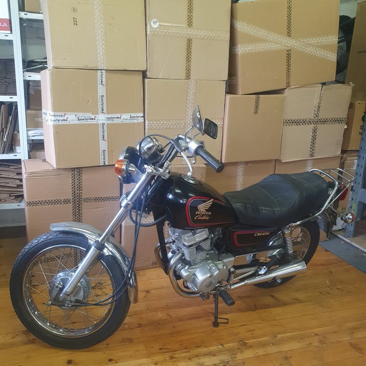 Stilvolle Motorrad Zu Verschenken Fotos