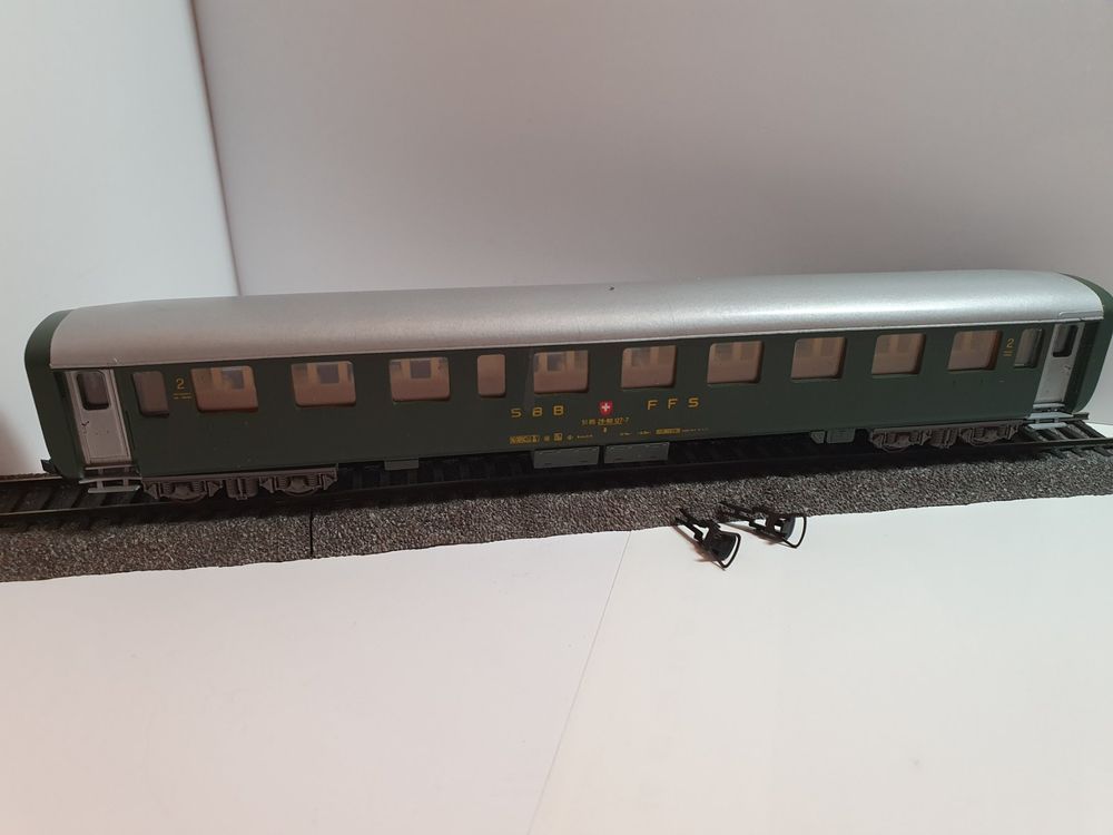 SBB Reisezugwagen / B RIC Typ Schlieren (BLS) / mit KK/ 1:87 (Neu und originalverpackt) in ...