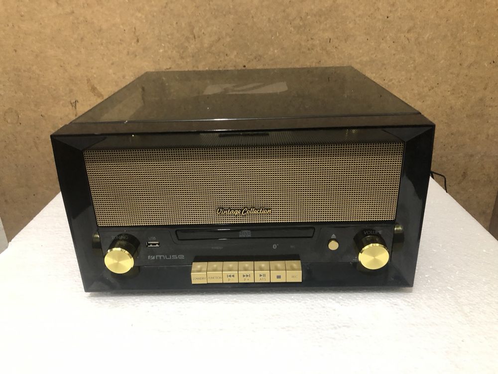 Muse Mt-110B,Bluetooth-USB-Aux-CD player (Gebraucht) in Biel-Bienne für ...