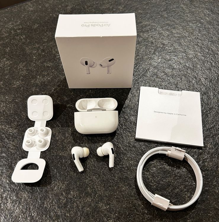 Original Apple AirPods Pro A2084 (Gebraucht) in für CHF 65 – mit ...