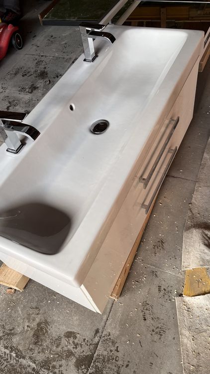 Doppel-Lavabomöbel mit Armaturen | Kaufen auf Ricardo