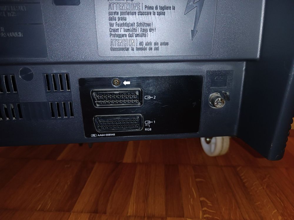 Samsung Plano CRT TV | Kaufen auf Ricardo