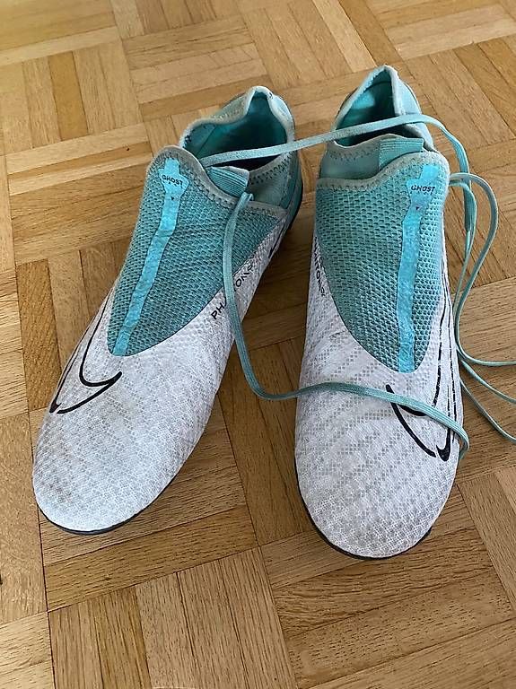 Nike Phantom GX Fussballschuhe n.44 3Stollen stark abgenutzt (Gebraucht ...