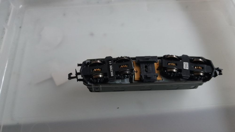 minitrix Re 4/4 mit decoder schnitstelle (Gebraucht) in ROMANSHORN für CHF 50 – mit Lieferung ...