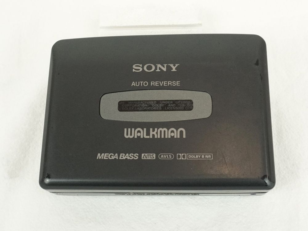 Sony Walkman WM-FX511 mit Kopfhörern (Defekt) in Pratteln für CHF 20 ...