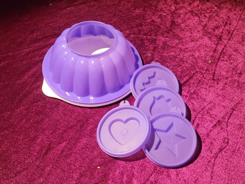 Tupperware Puddingform (Neu (gemäss Beschreibung)) in Flaach für CHF 25 ...