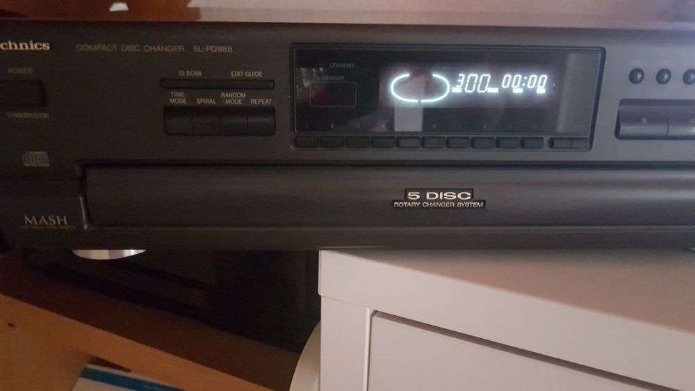 TECHNICS compact 5 disc changer SL-PD888 (Gebraucht) in Villiers für ...