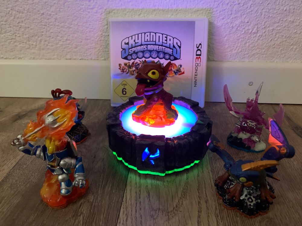 Skylanders Game mit Portal und Figuren für Nintendo DS (Gebraucht) in ...