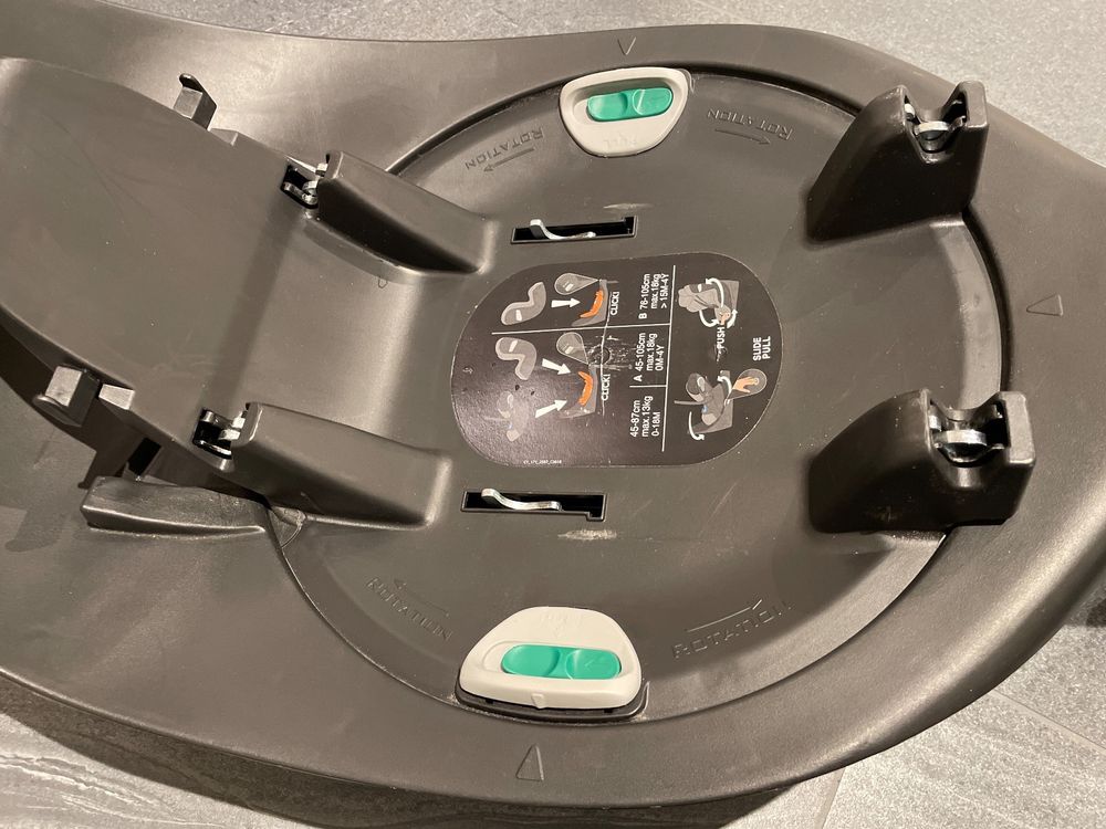 Cybex - Base Z Black-black (zweiter) | Kaufen auf Ricardo