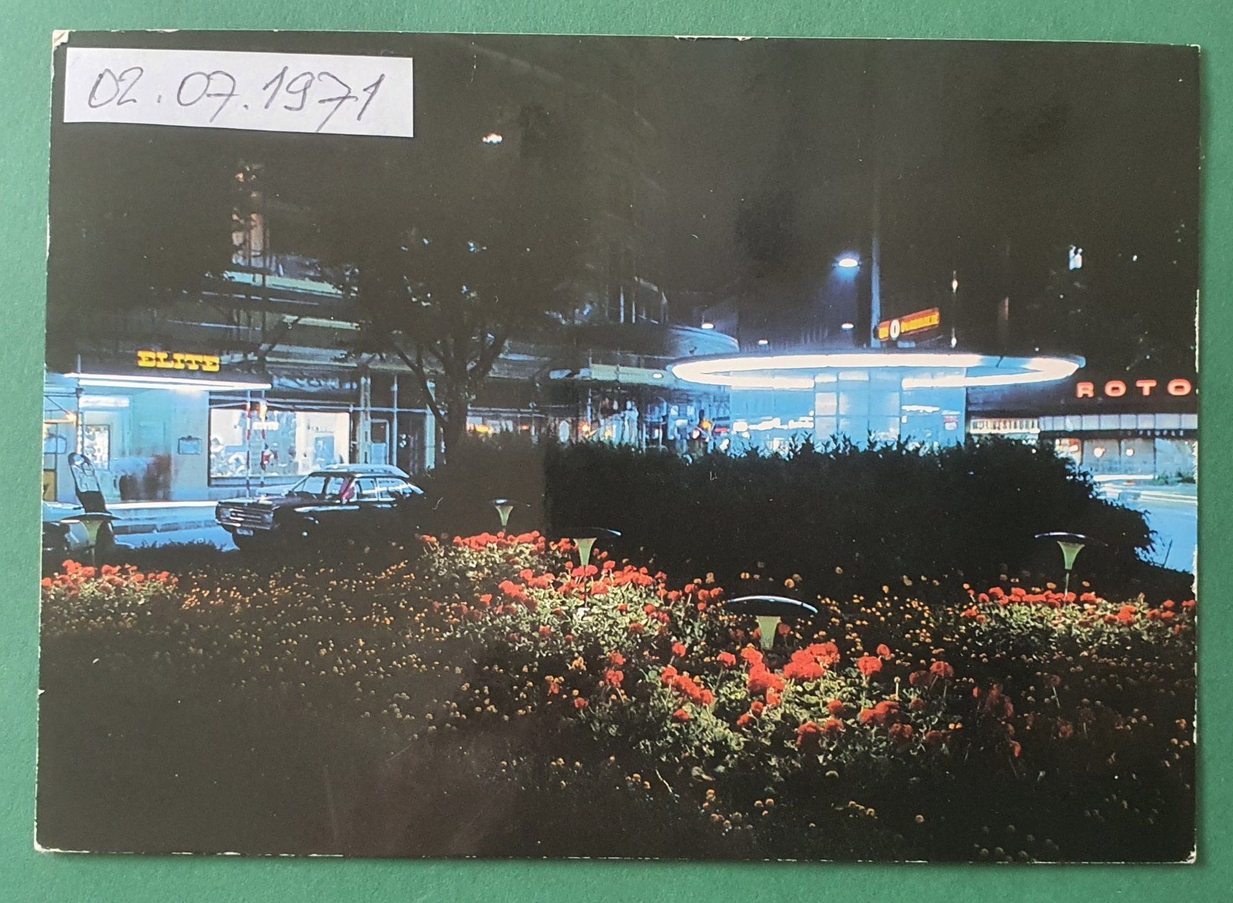 AK CP Biel Bienne Guisanplatz bei Nacht Hotel Elite g.1971 (Gebraucht) in Rheinfelden für CHF 2 ...