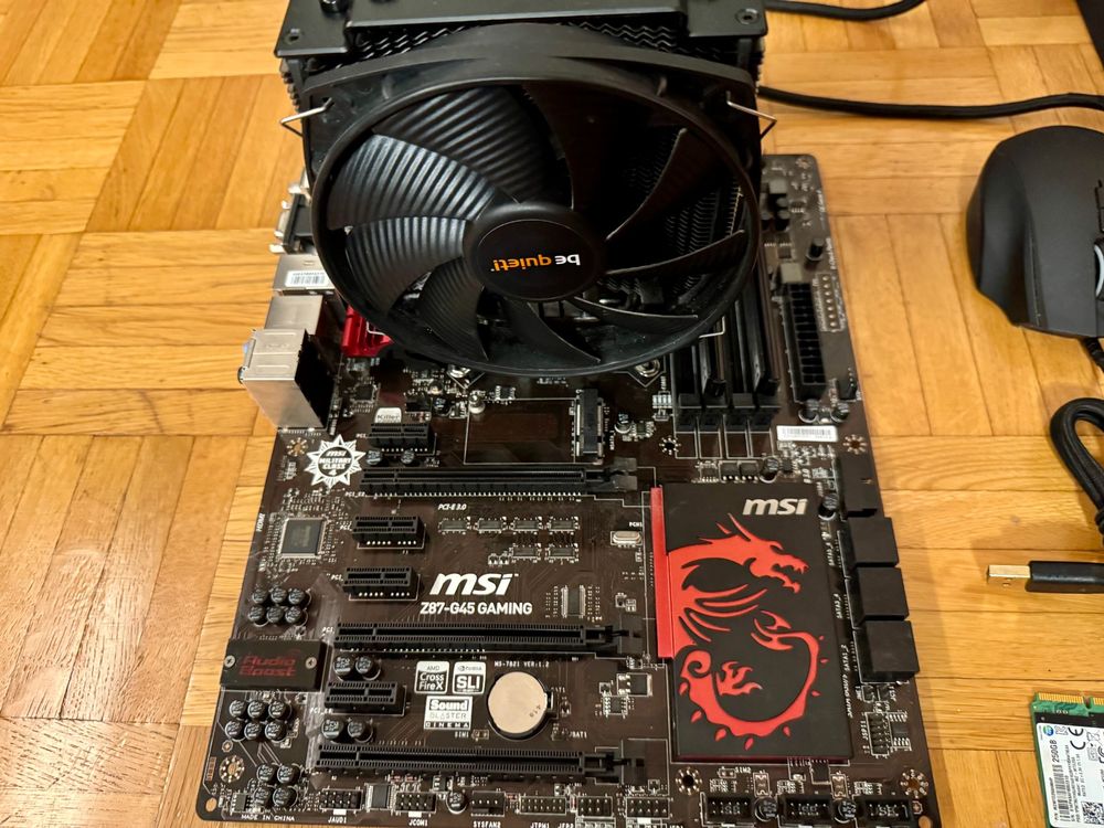 Alte PC Teile (MSI; Intel Corsair, Razer) (Gebraucht) in Dübendorf für ...