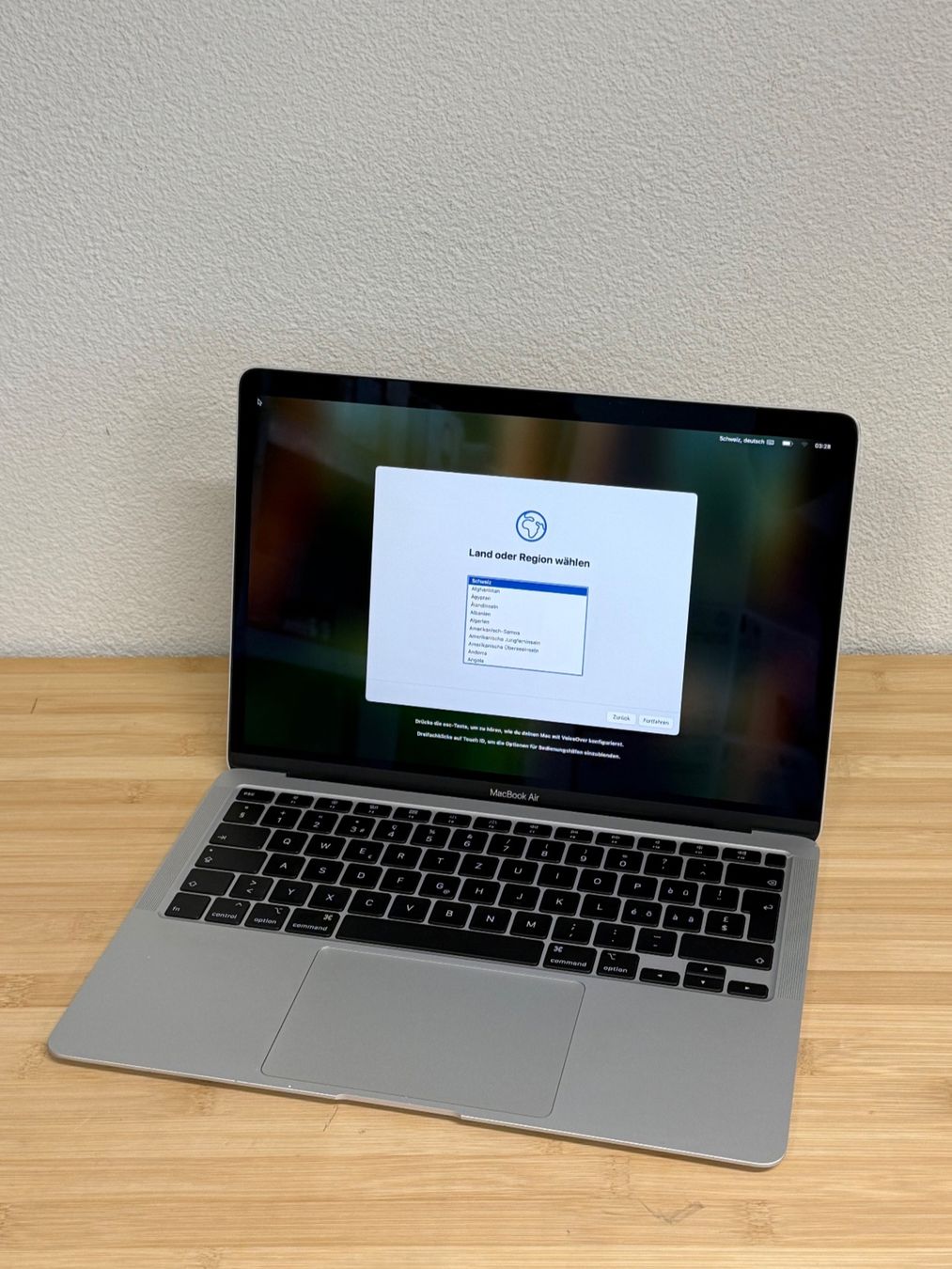 Apple MacBook Air 13" 2020, Core i3, 256GB, 8GB, Silber (Gebraucht) in ...