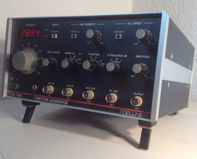 TOELLNER TOE 7404 Funktionsgenerator | Kaufen auf Ricardo