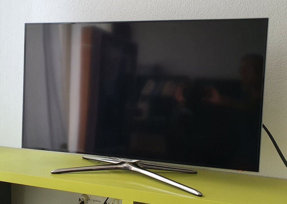 Samsung UE40F6500 SmartTV | Kaufen auf Ricardo