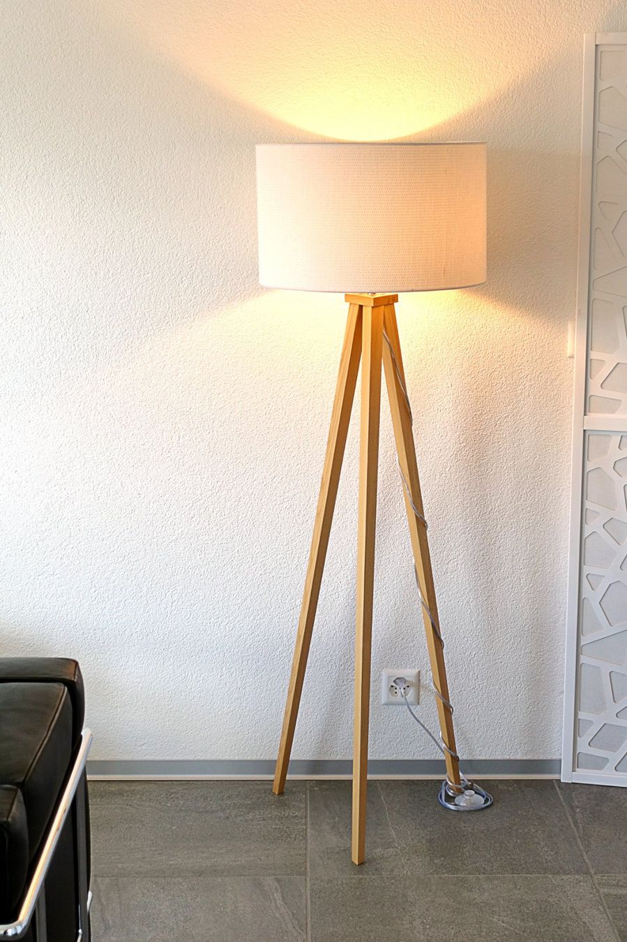 Stehlampe "Tuga" von Livique (Gebraucht) in Gelterfingen für CHF 65 ...