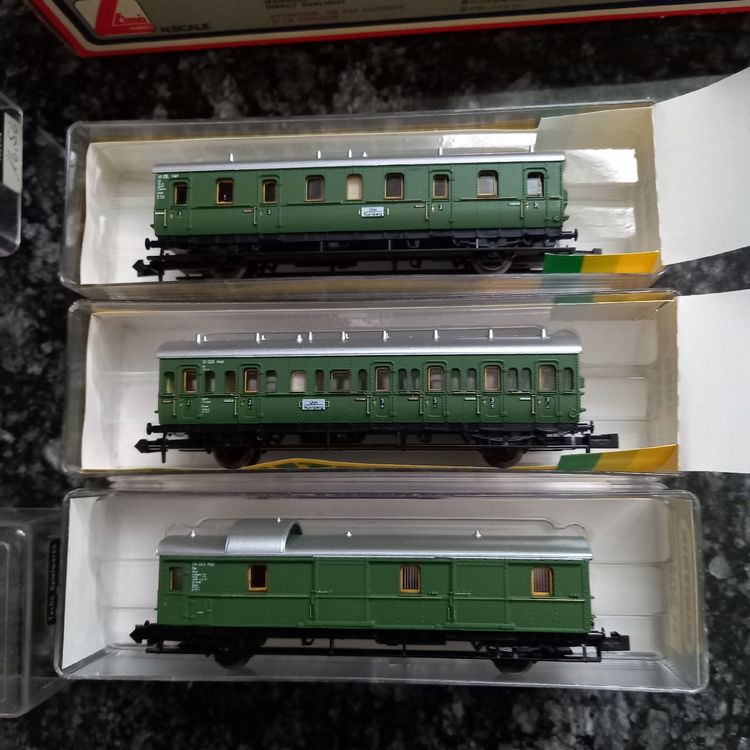 3 Minitrix Personenwagen Spur N (Neu und originalverpackt) in Schwarzenberg LU für CHF 20 – mit ...