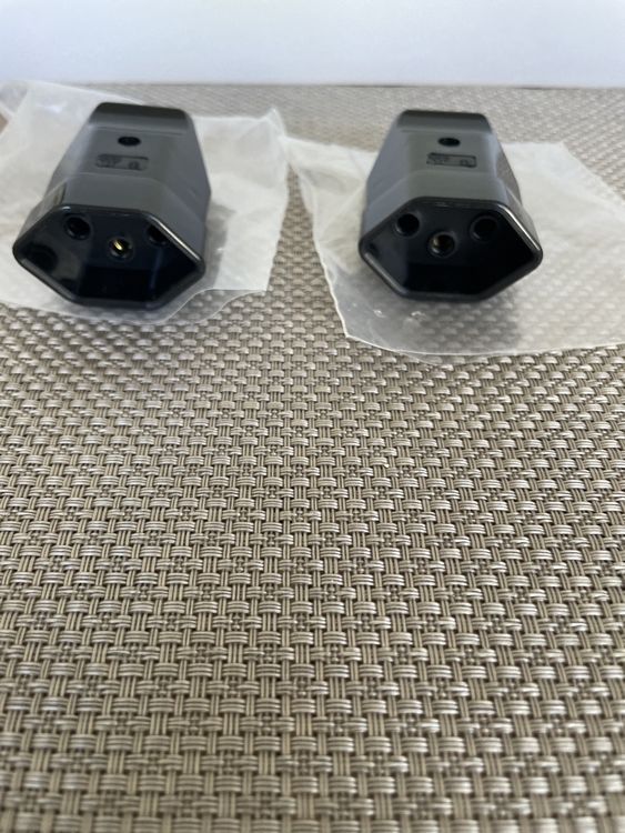 2x Prises électriques neuves type 15 CEE 16A (Neu und originalverpackt ...