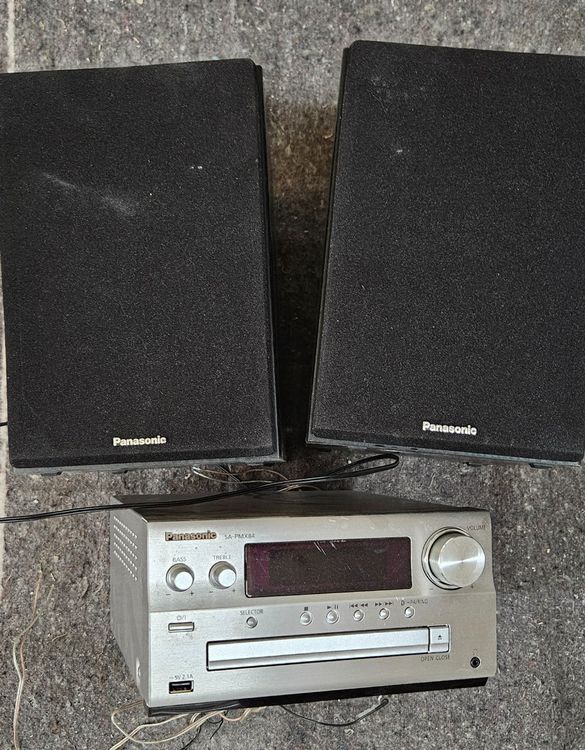Panasonic CD Player mit 2 Boxen und Fernbedienung | Kaufen auf Ricardo