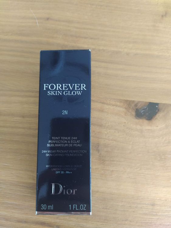 Forever skin Glow Dior 2N neutral (Neu und originalverpackt) in Zumikon für CHF 20 – mit ...
