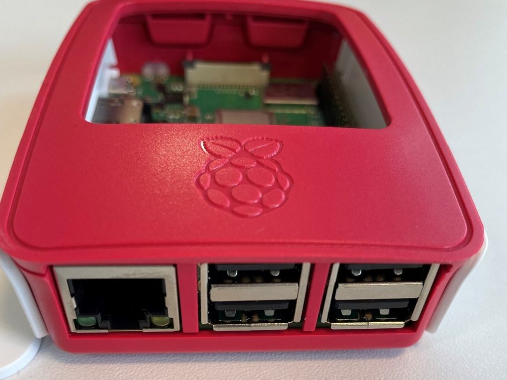 Raspberry Pi 3 Model B+, 1.4Ghz CPU (Gebraucht) in Rolle für CHF 57 ...