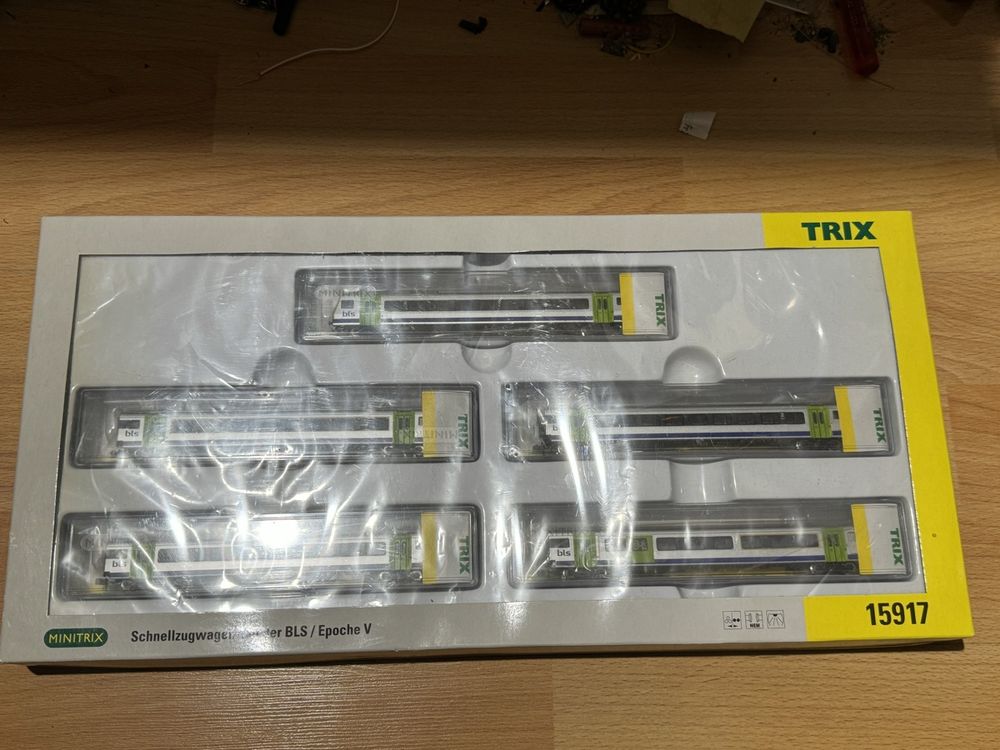 Minitrix 15917 BLS Schnellzugwagen (Neu (gemäss Beschreibung)) in ...