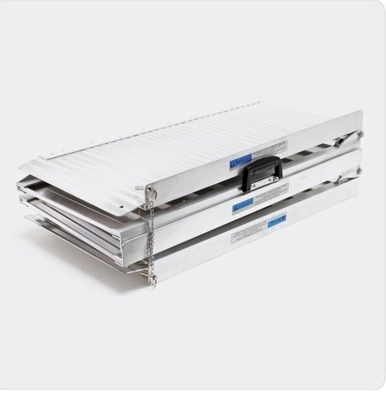 Alu Rollstuhlrampe faltbar 183cm (Gebraucht) in Saanen für CHF 190 ...