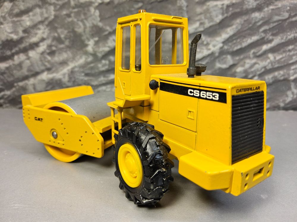 Caterpillar _ CAT CS 653 Walze _ Walzenzug _ mit OVP _ 1:50 (Gebraucht ...