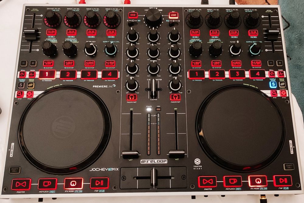 DJ Mixer/Controller Reloop JOCKEY 3 Remix (Gebraucht) in Lugano für CHF ...