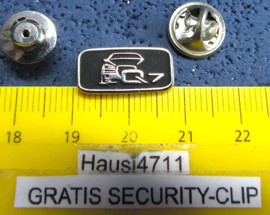 AUDI Q7 LOGO AUTO PIN GEPRÄGT TOP-QUALITÄT 18mm KLEIN EDEL (Gebraucht ...