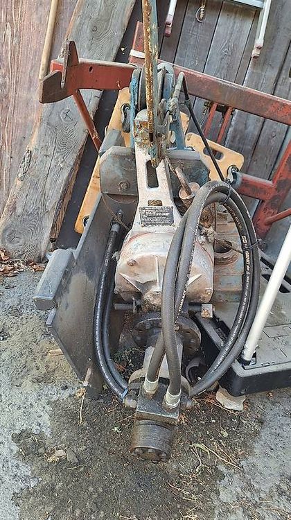 Treuil hydraulique (Gebraucht) in Saxon für CHF 50 – nur Abholung auf ...