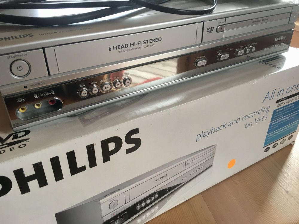 PHILIPS DVD- und VHS-Videorecorder DVP620VR (Gebraucht) in Zürich für ...