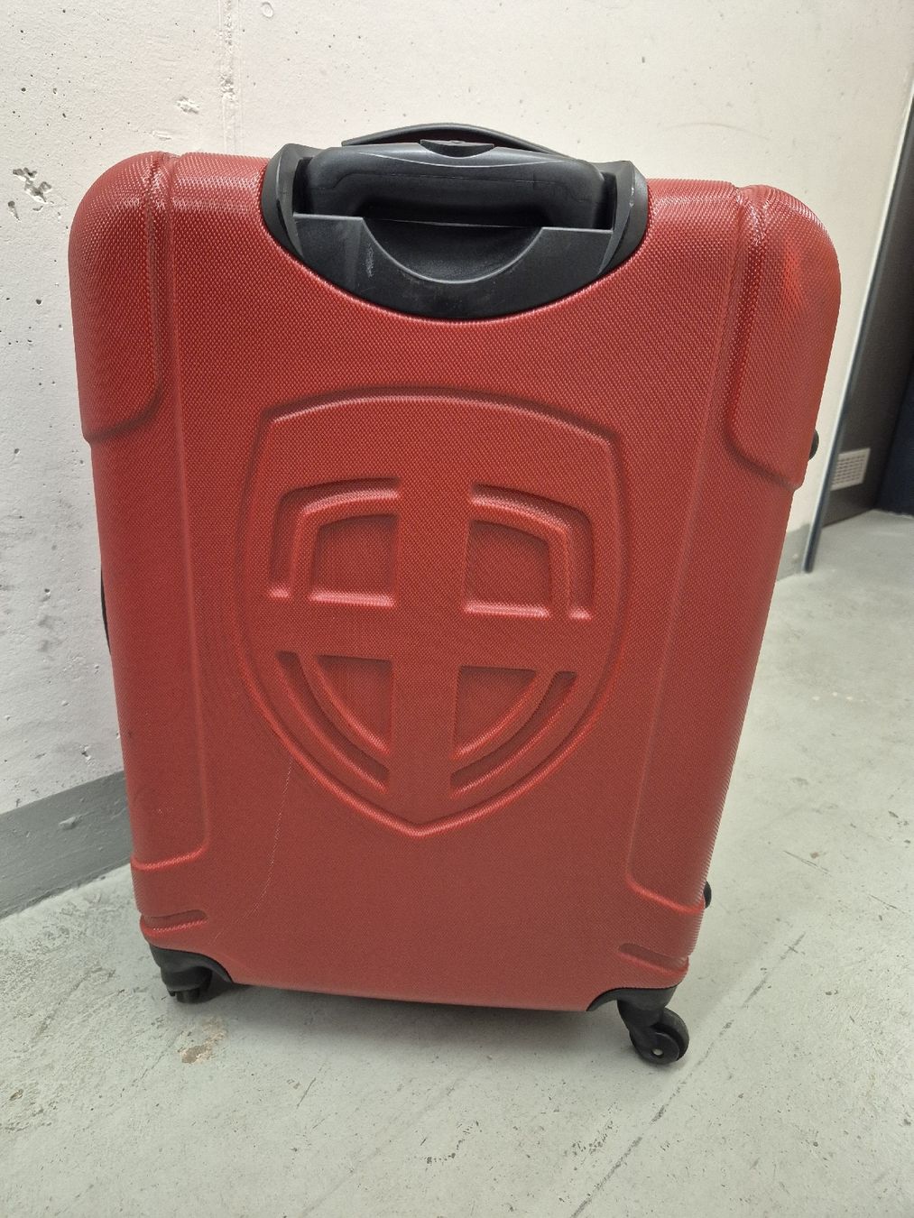 Koffer Ellehammer (Gebraucht) in Wauwil für CHF 30 – mit Lieferung auf ...