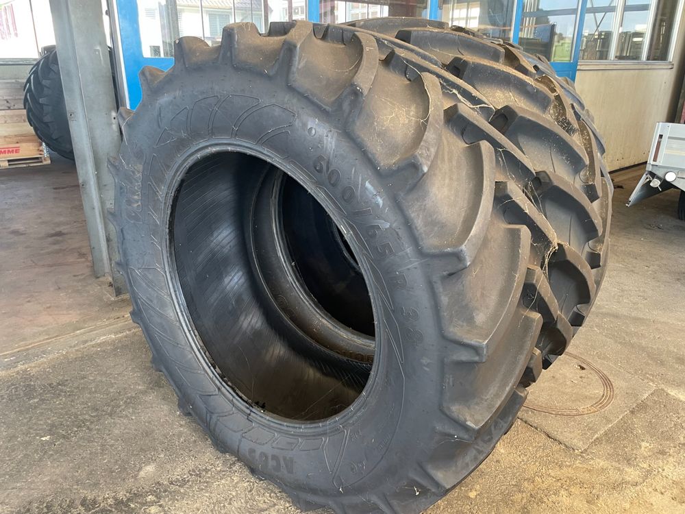 Reifensatz für Traktor 600/65R38 | Kaufen auf Ricardo