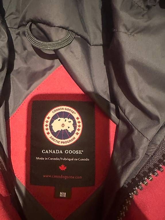Canada Goose Modell Carson, Grösse M/M, Farbe Niagara Grape (Gebraucht ...