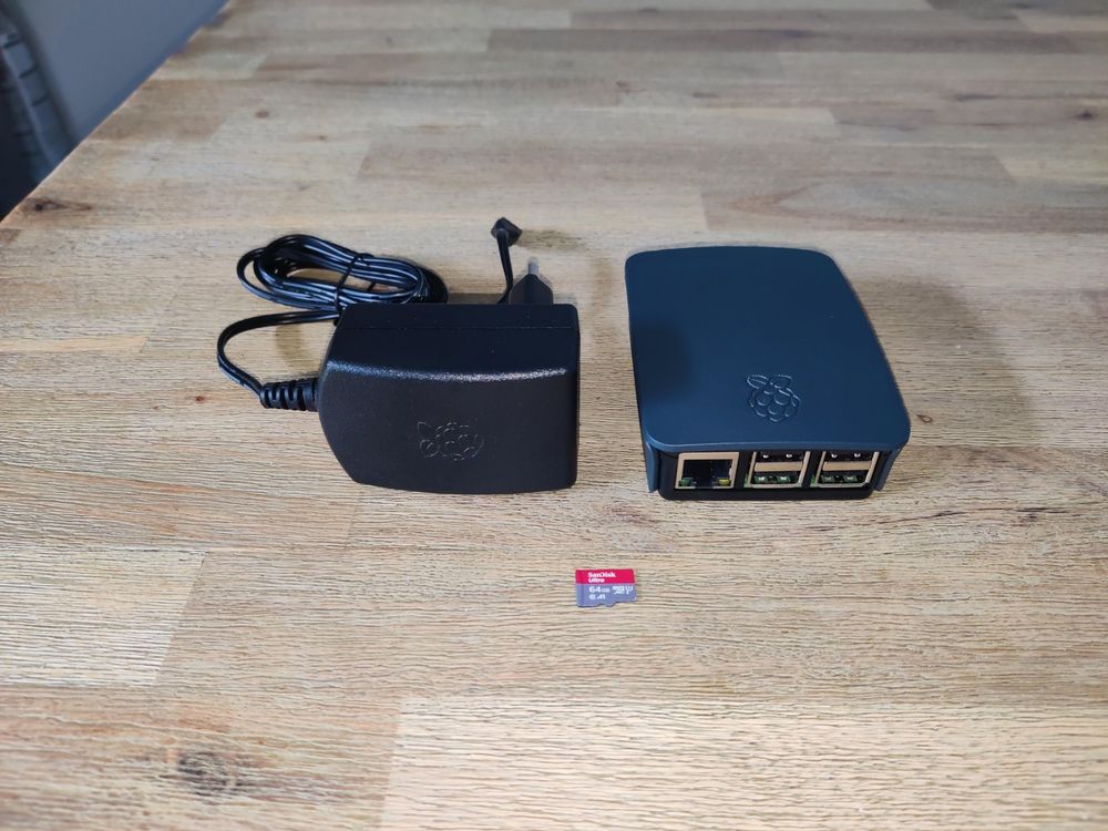 Raspberry Pi 3 B+ / 64 GB Mini SD-Karte /Gehäuse / Netzteil (Gebraucht ...