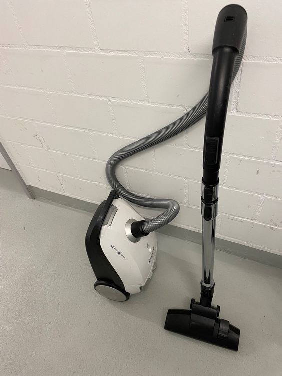 Staubsauger Mio Star V cleaner 750 | Kaufen auf Ricardo