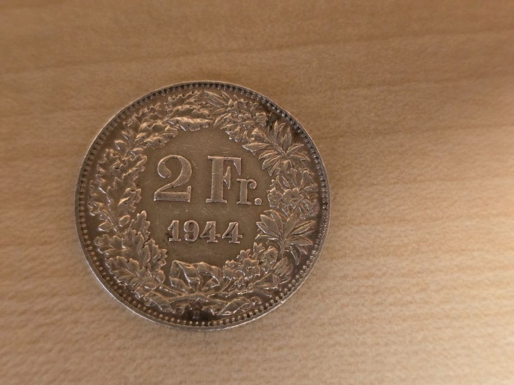2 Fr. 1944 Silber Gut erhalten (Gebraucht) in Kreuzlingen für CHF 8 ...