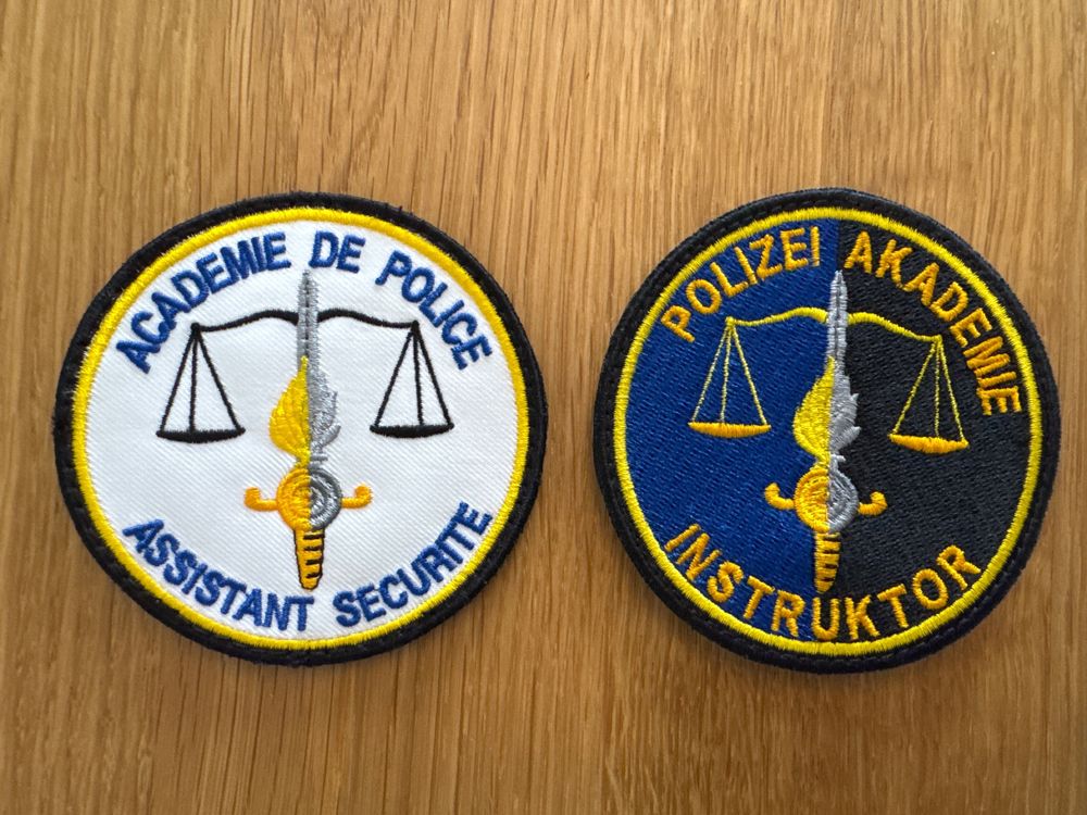 2 verschiedene Patch Académie de Police ( RAR ) (Neu (gemäss ...