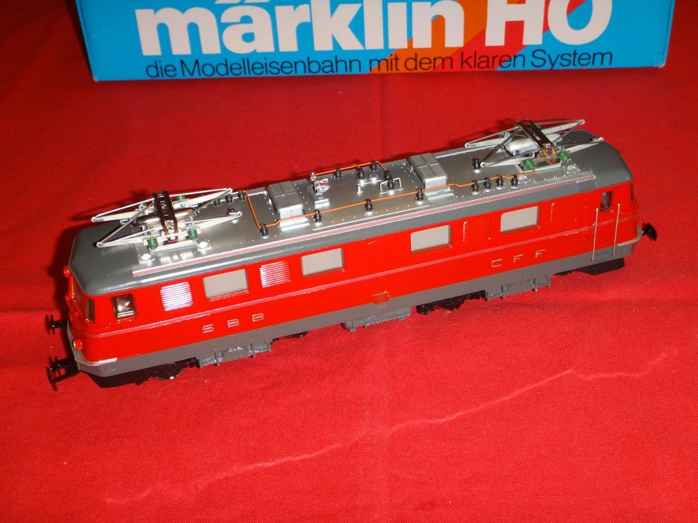 Märklin : Ae 6/6 der SBB mit Zierstreifen,3350,AC,analog (Neu (gemäss ...