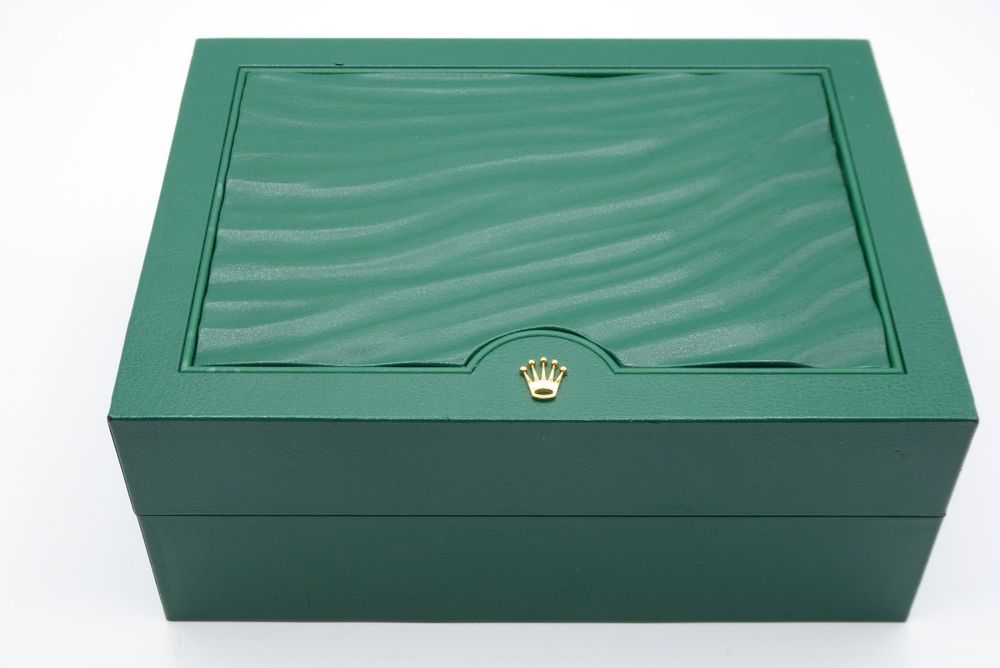 Rolex Box New model 39141.01 - Oyster L | Kaufen auf Ricardo