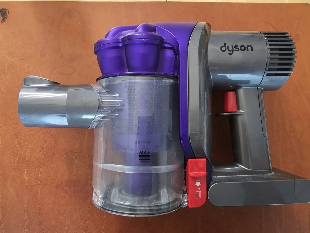 Dyson DC34 (Gebraucht) in Neerach für CHF 80 – nur Abholung auf Ricardo ...