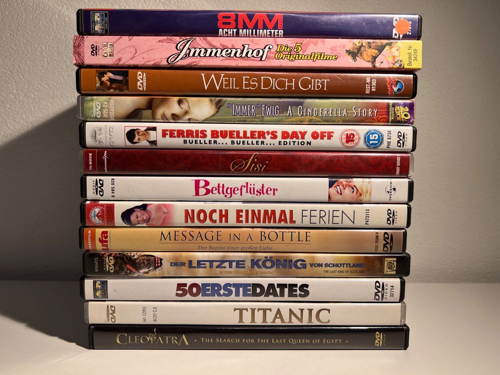 📀🎬 DVD-Set Spielfilme & Doku 13 Stk. (Gebraucht) in Vaduz für CHF 11 – mit Lieferung auf Ricardo ...