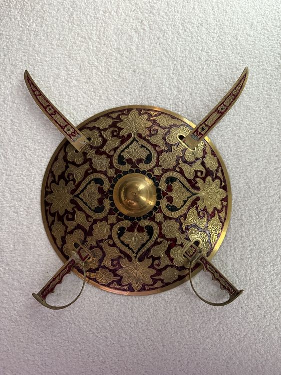 Wall Decoration (x4)– Indian Shield with Swords (Handcrafted (Gebraucht ...