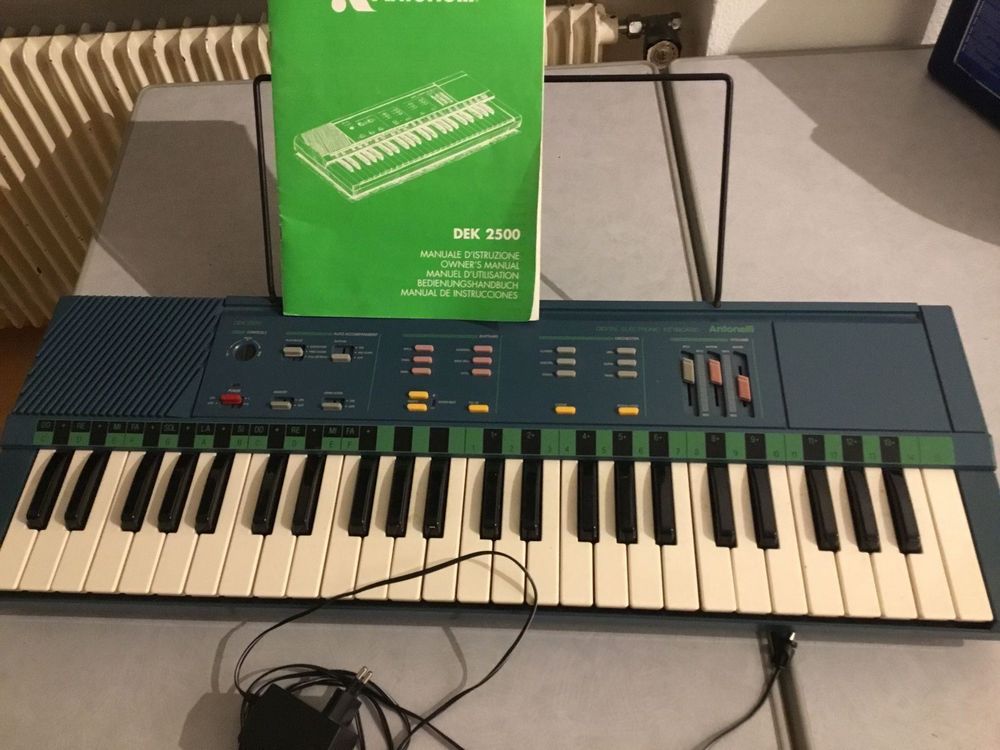 Keyboard Antonelli DEK 2500 (Gebraucht) in Lausen für CHF 25 – nur ...