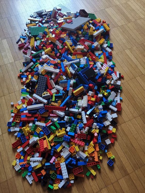 Lego 3,1 Kg (Gebraucht) in Effretikon für CHF 37 – mit Lieferung auf ...